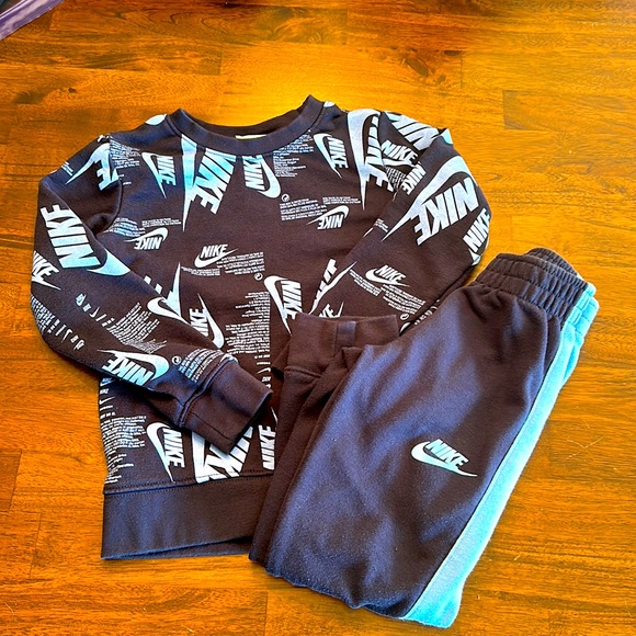 Nike | Matching Sets | Nike Boys Matching Set Size 45 | Poshmark